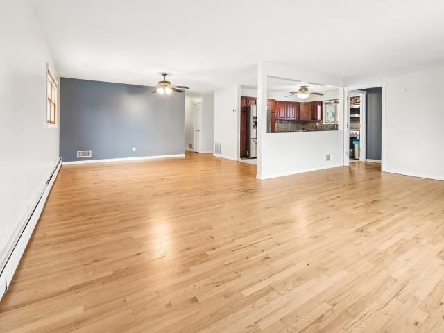 19 Acorn Rd # 1