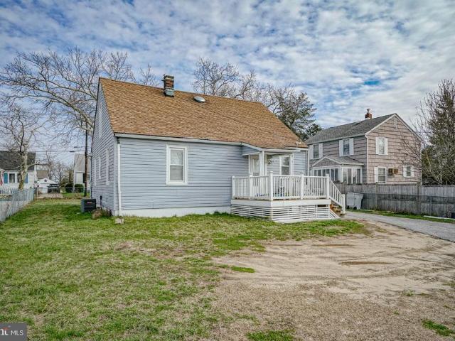 19 Almond Street W