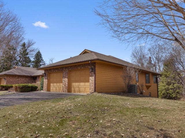 19 Anemone Cir, St. Paul, MN 55127 | MLS #7044 | Compass