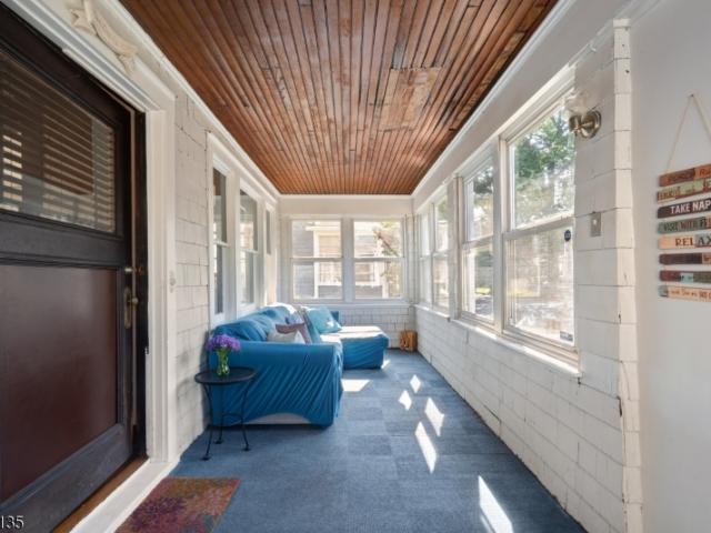 19 Ashwood Ter