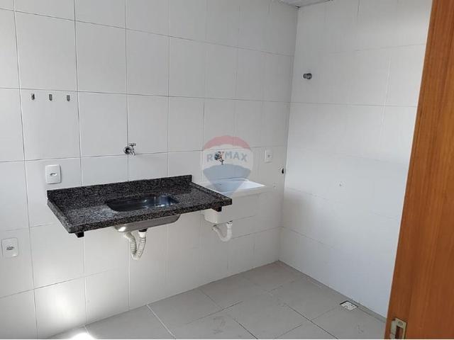 19 Área Útil Kitnet Alugar, 1 Dormitórios localizado em João Pereira, 61 Próximo ao Viaduto Negrão de Lima Casa 6 Madureira, Rio de Janeiro, Rio de Janeiro, 21350250 | Brasil