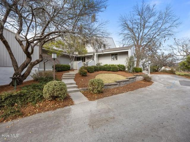 19 Batts Hill Rd, New Bern, NC 28562