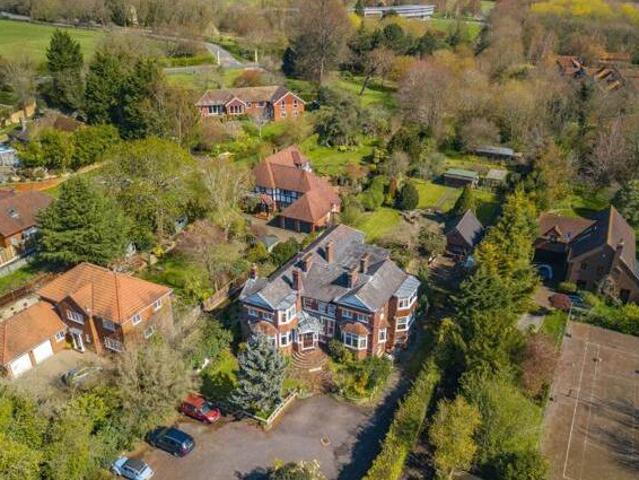 19 Bedroom Detached House For Sale In Canterbury, Kent