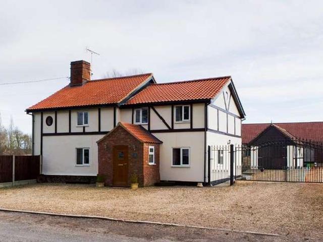 19 Bedroom Detached House