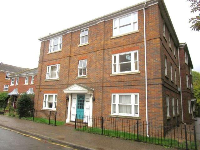 19 Bedroom Flat