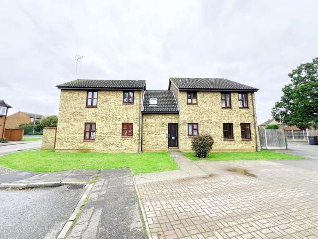 19 Bedroom Studio Flat