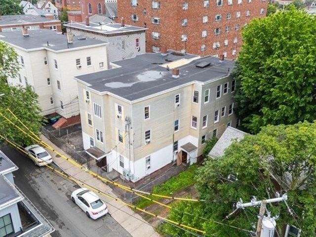 19 bedroom, Somerville MA 02143 103221754