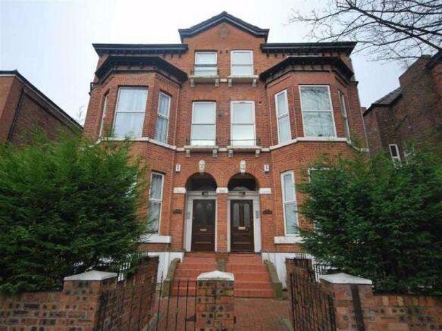 19 Bedroom Terraced House