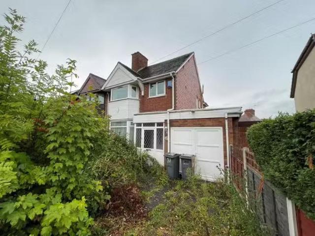 19 Bell Lane, Northfield, Birmingham. 3 bed semi detached hous.