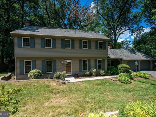 19 Birchwood Rd, Reading, PA 19610