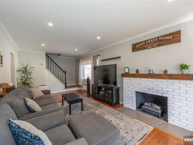 19 Bond Pl, West Caldwell, NJ 07006 | MLS #26011 | Compass