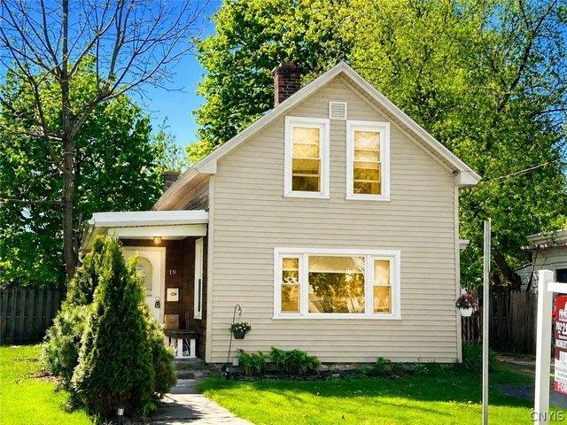 19 Brainard St, Whitesboro, NY 13492