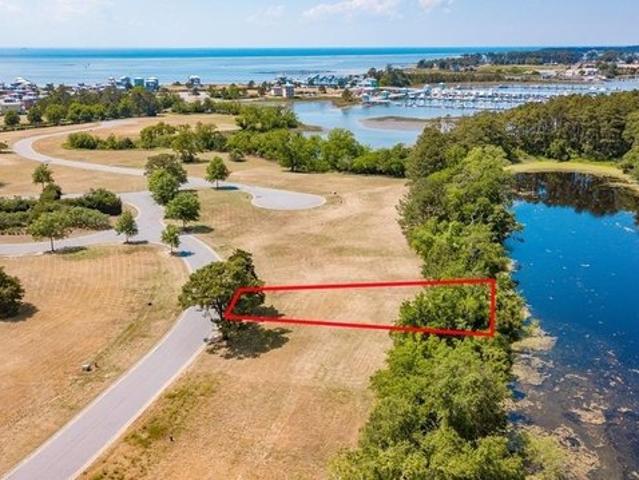 19 Bridgeton Dr, Cape Charles, VA 23310