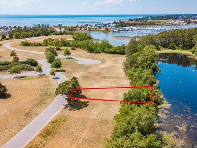 19 Bridgeton Dr, Cape Charles, VA 23310