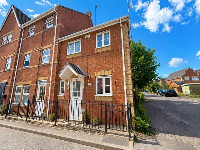 19 Bulkington Road, Bedworth CV12, 2 bed end terrace house to rent, £950 pcm | PrimeLocation