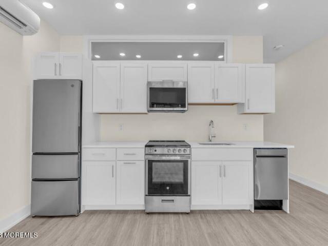 19 Carr Ave, Unit 306, Keansburg, NJ 07734 | MLS #22612