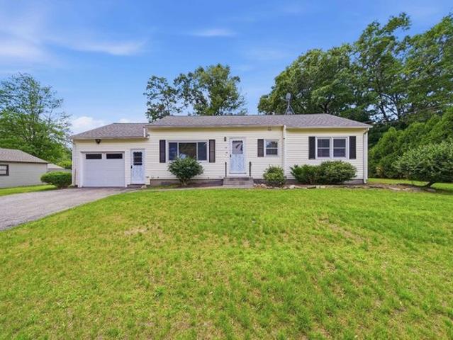 19 Carroll St, Nashua, NH 03063