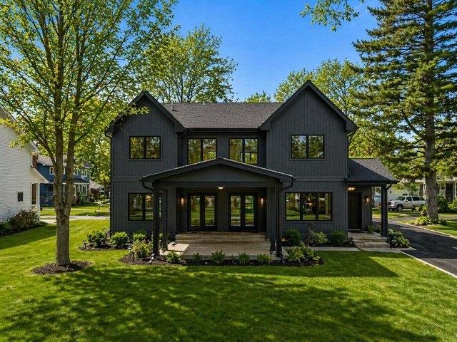 19 Cedar Point Dr, Williams Bay, WI 53191