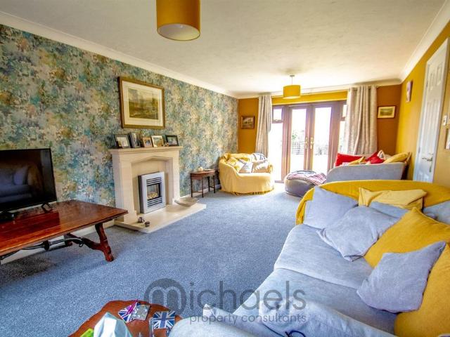 19 Chanterelle, Colchester, CO4 9RY