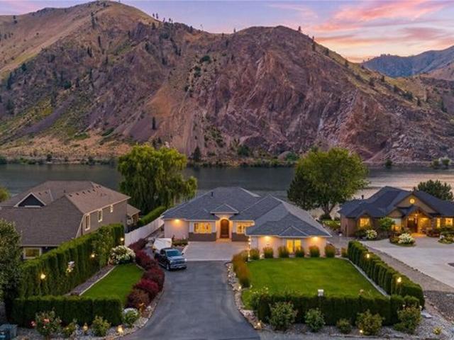 19 Chapman Ln, Orondo, WA 98843