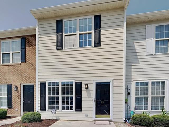 19 Cheltenham Dr, Clayton, NC 27520