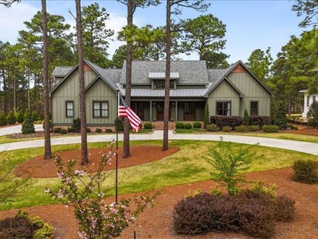 19 Chestertown Dr, Pinehurst, NC 28374