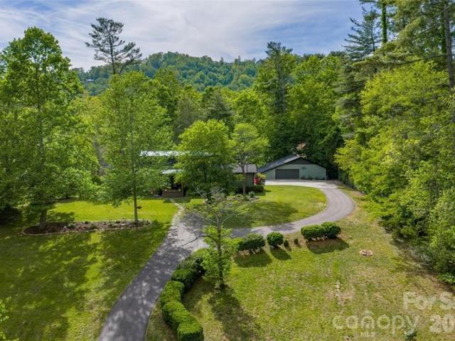 19 Chipping Green Dr, Arden, NC 28704