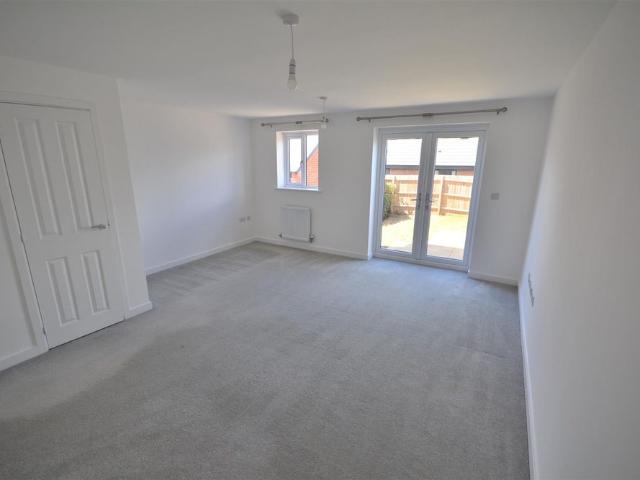 19 Crabtree Hill Drive, Derby, DE22 2SR