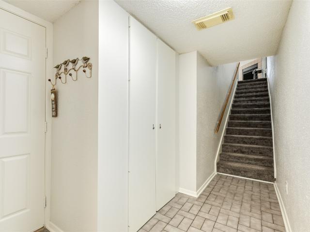 19 Dana Drive H