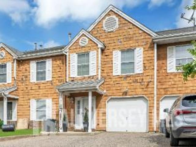 19 Delavan Court