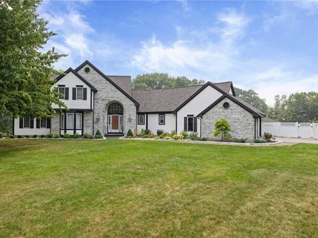 19 Dixon Woods, Honeoye Falls, NY 14472