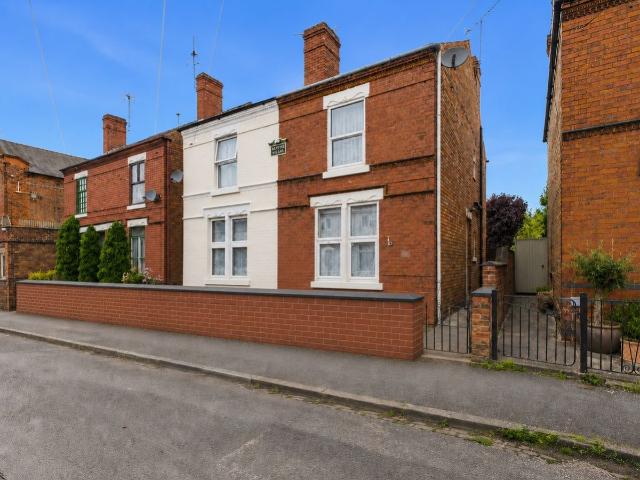 19 Dockholm Road, Long Eaton, Nottingham NG10, 3 bed semi detached house to rent, £1,200 pcm | PrimeLocation