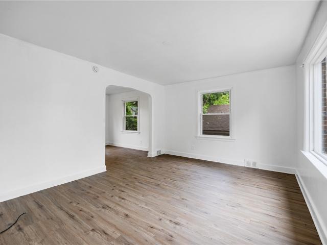 19 Dorbeth Road