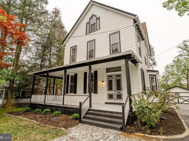 19 E Cedar Avenue