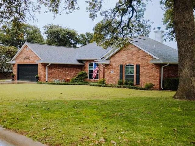 19 E Cimarron Trl, Perkins, OK 74059