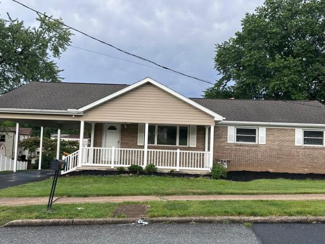 19 E Glenwood Drive