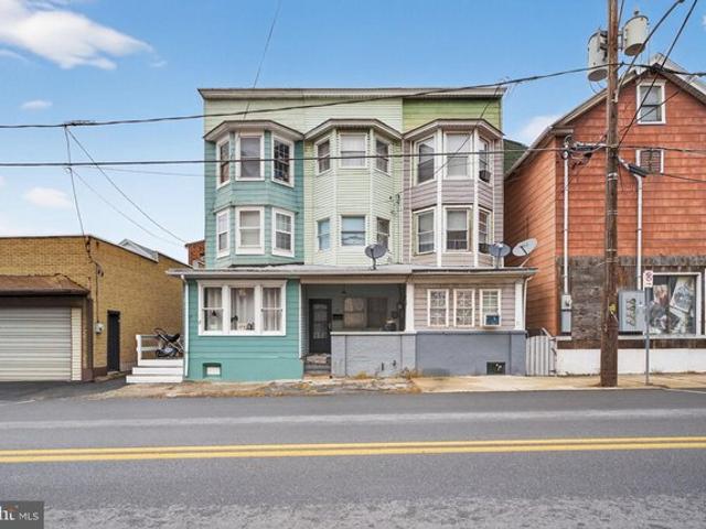 19 E Patterson St, Lansford, PA 18232