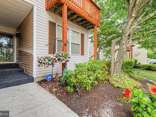 19 E Woodland Ave, Absecon, NJ 08201