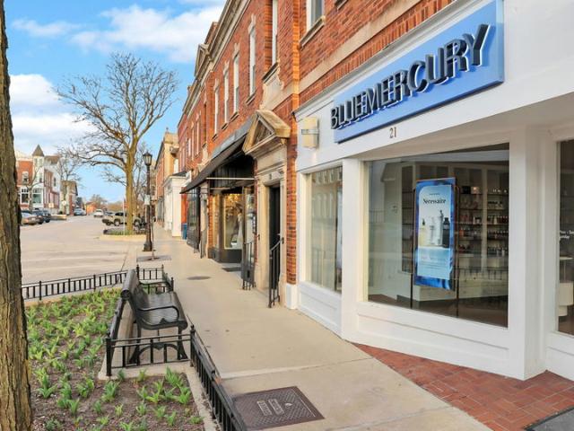 19 E 1st St, Unit C, Hinsdale, IL 60521 | MLS #12606 | Compass