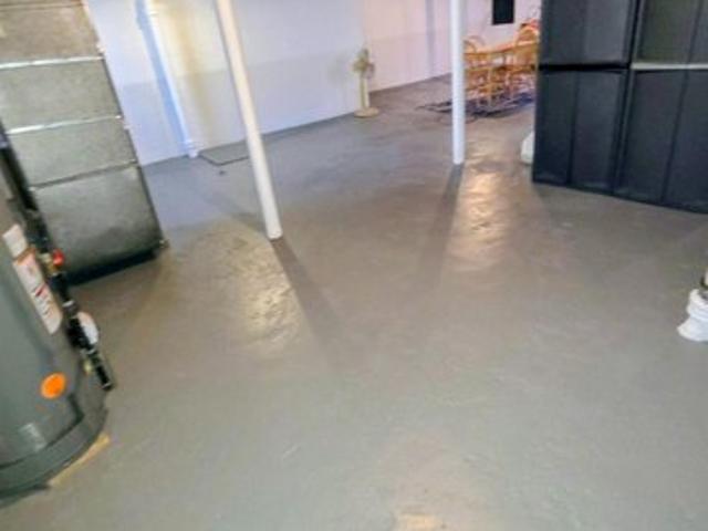 19 E 2nd St, Woodbridge, NJ 07064