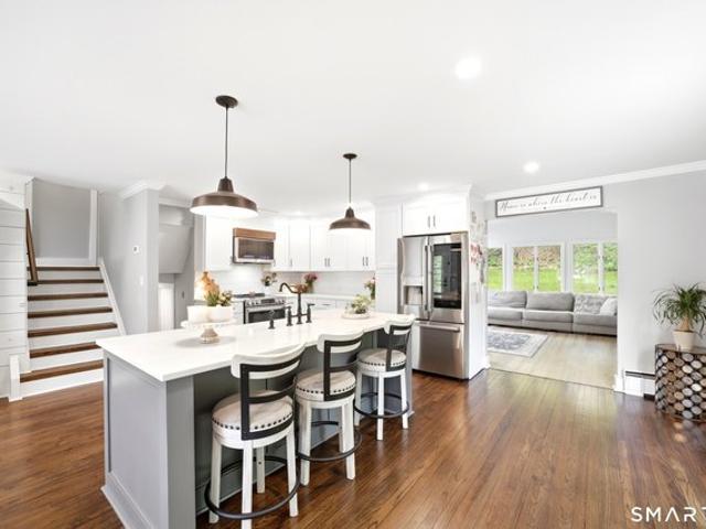 19 Eastwood Rd, Norwalk, CT 06851