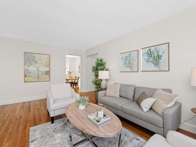 19 Englewood Ave Apt 2, Brookline, MA 02445