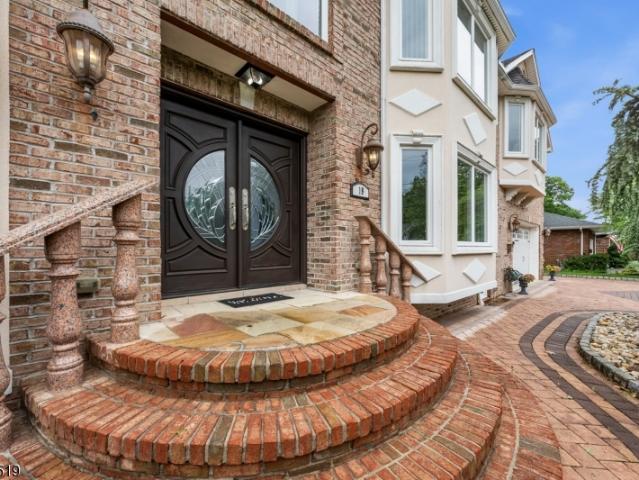 19 Fairview Road