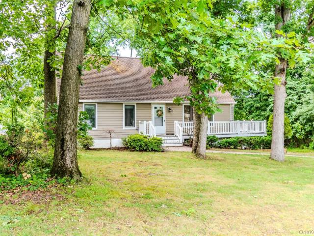 19 Farmstead Road