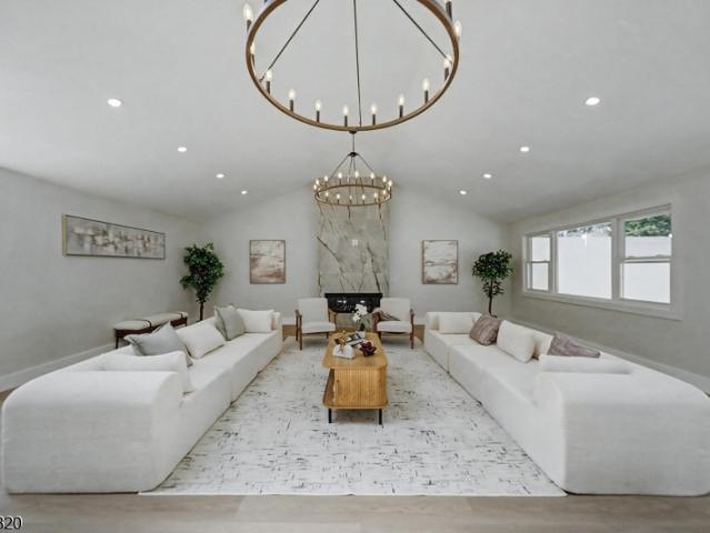 19 Ferndale Rd