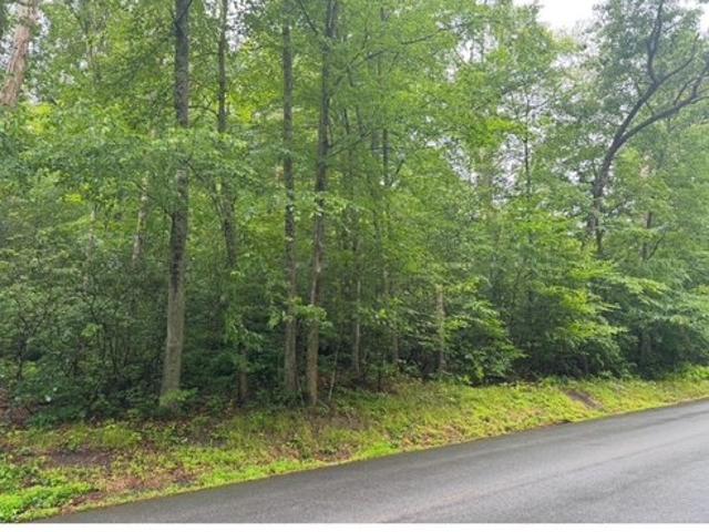 19 Finley Hill Rd, Marlborough, CT 06447