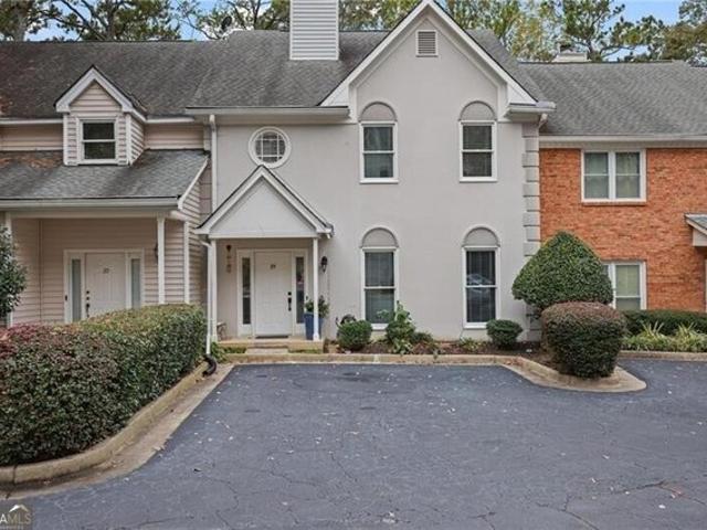19 Forest Ridge Ct, Atlanta, GA 30350