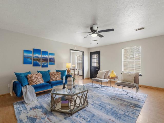 19 Fox Run Circle