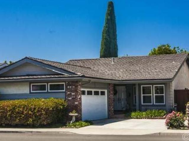 19 Fulton, 2 beds, 2 full baths