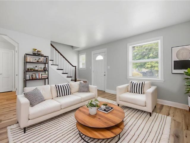 19 Gibson RD